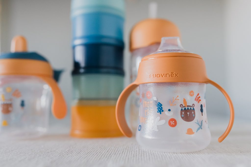 Biberón Taza First Entrenamiento 150 ml – 5 onzas +4 m Suavinex ...